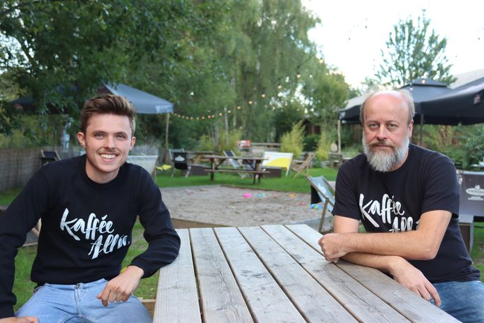 Zomerbar Kaffée Allée in Fort V kan eindelijk weer slotfeest ...