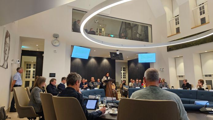 Zandpad de Hutdijk wordt verbeterd, maar er komt geen nieuwe weg naar ...