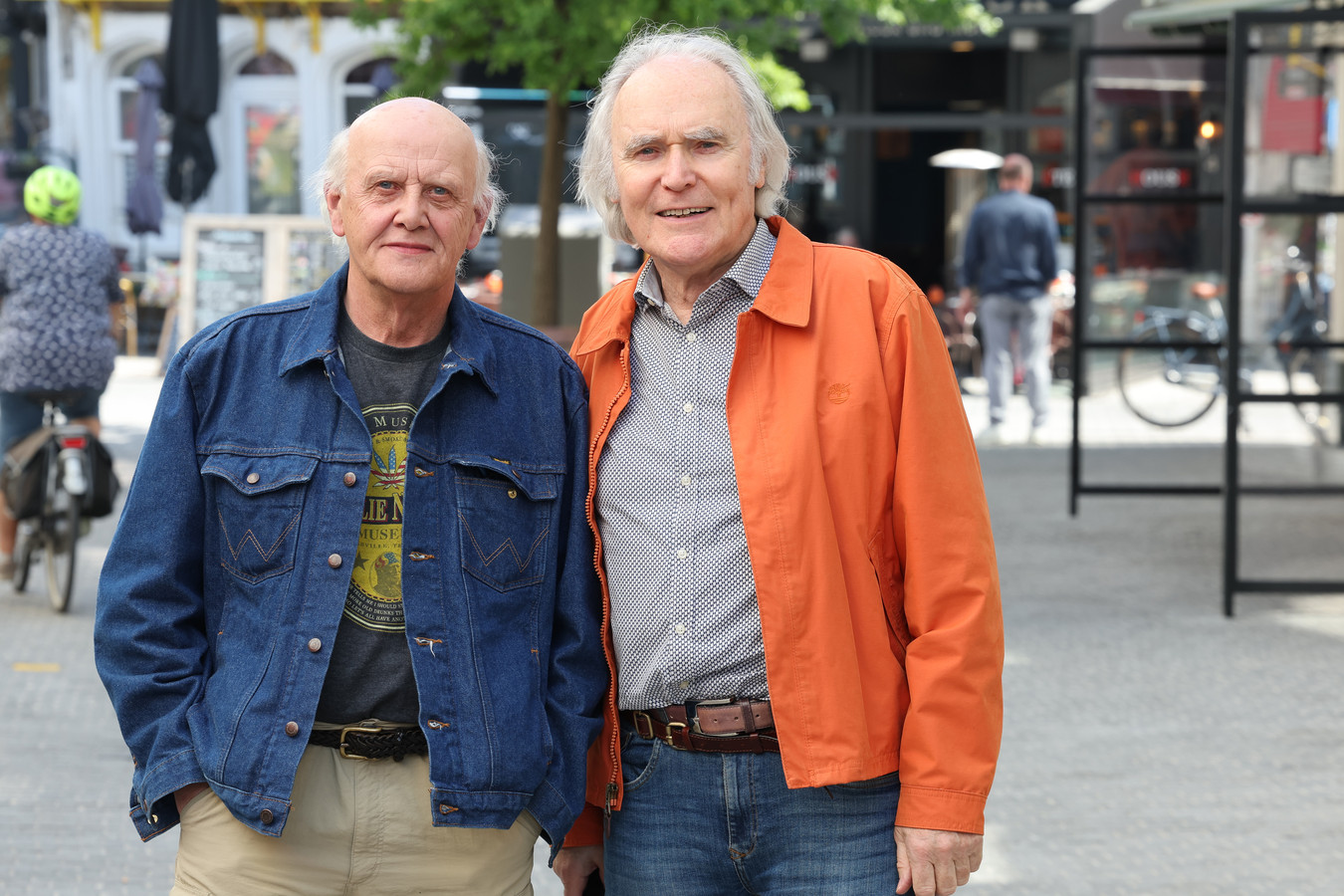 IN BEELD. Nieuwe haarcoupe voor Ann Van den Broeck en bijna 99-jarige ...
