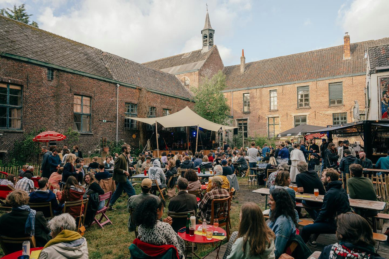 Terrasje doen? In deze 11 zomerbars in de regio Gent geniet je van een ...