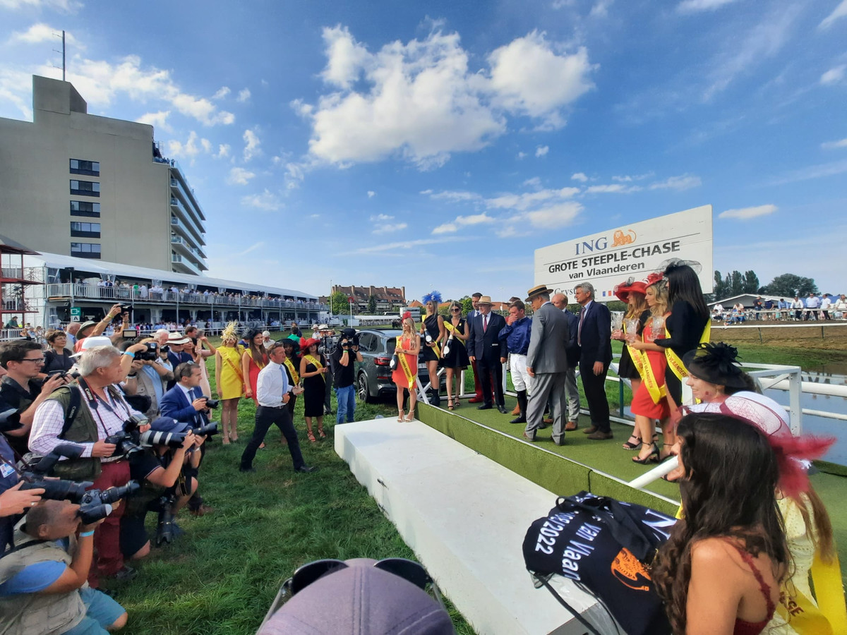 35.000 bezoekers voor alweer een zonovergoten editie van Waregem Koerse ...