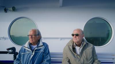 Oorlogskinderen Rob en Theo keren terug naar het land waar ze 77 jaar ...