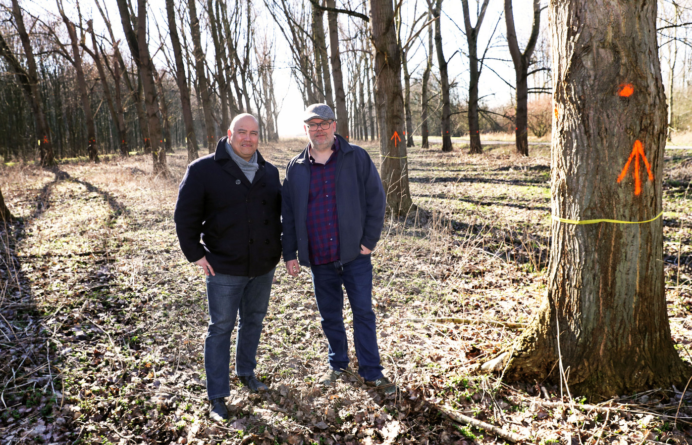 In verzet tegen kapplannen: ‘Voorkom slagveld in Mallebos’ | Foto | AD.nl