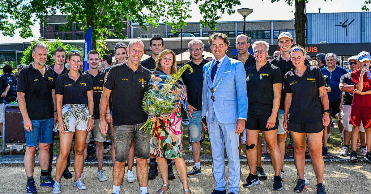 Koninklijke onderscheiding voor Toon Balemans | Halderberge | bndestem.nl