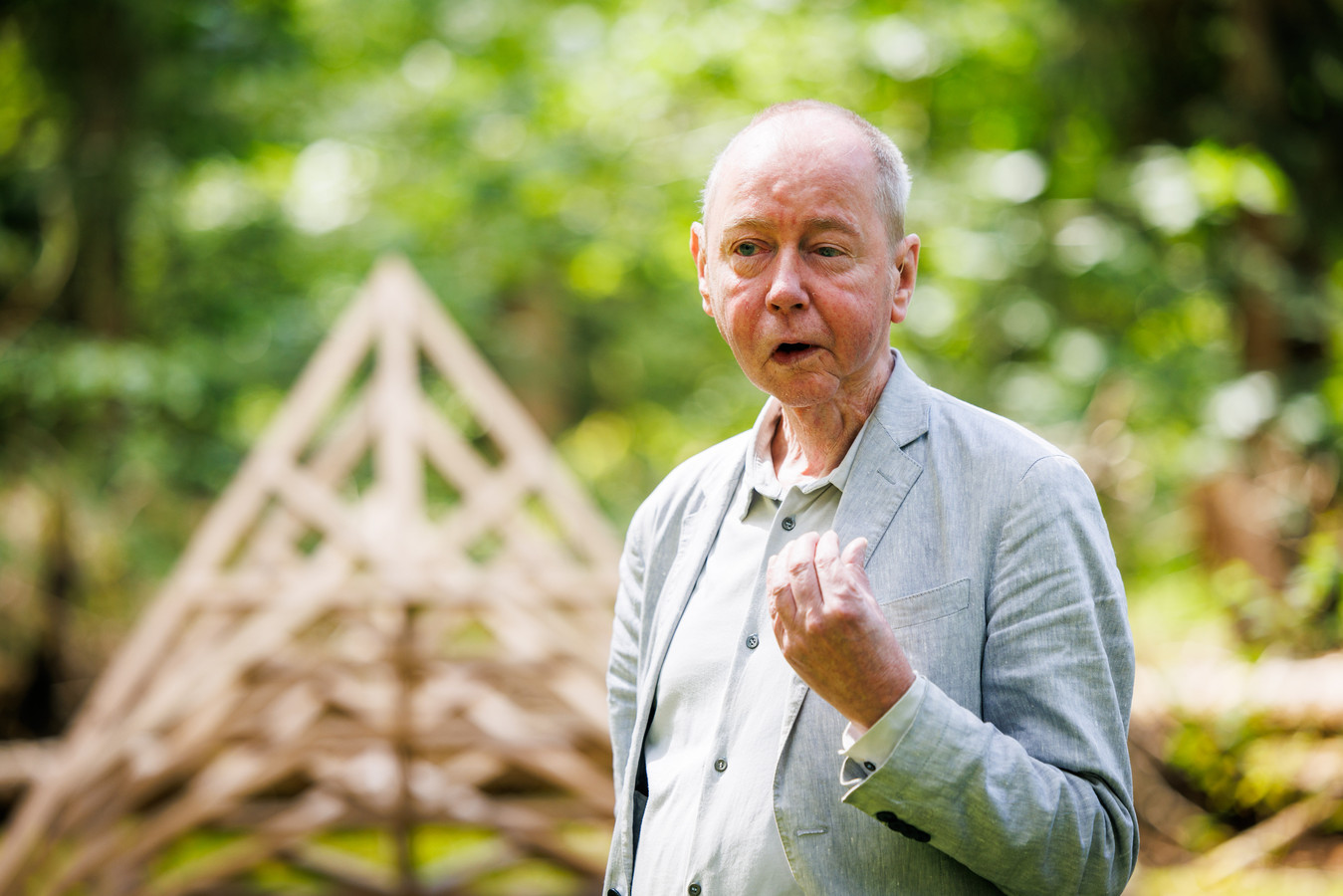 Tilburgs Lustwarande biedt kunstige doodshoofdjes en ‘houten testikels ...