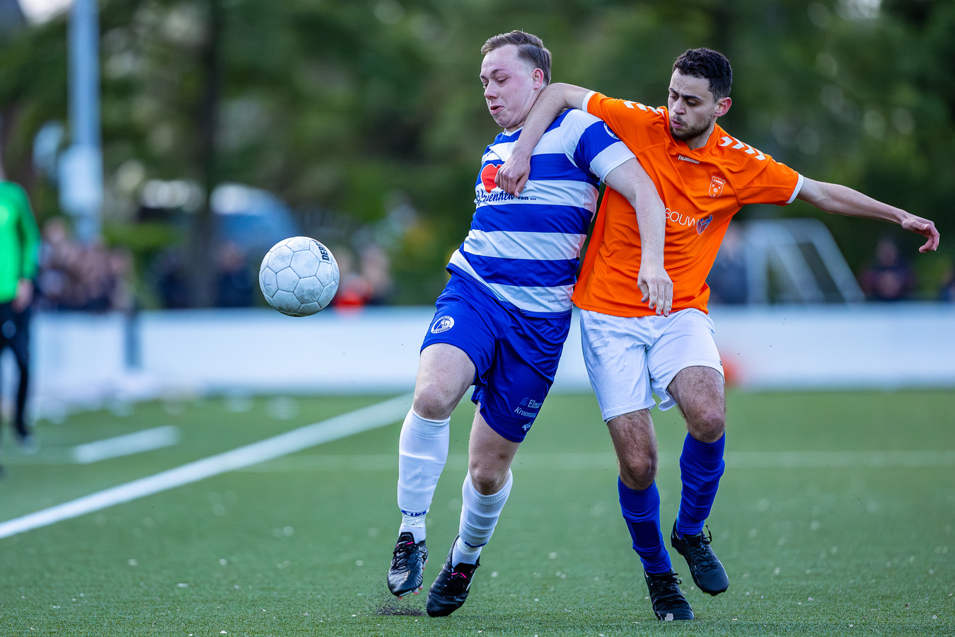 Wie speelt volgend seizoen waar? Alle transfers in het amateurvoetbal ...