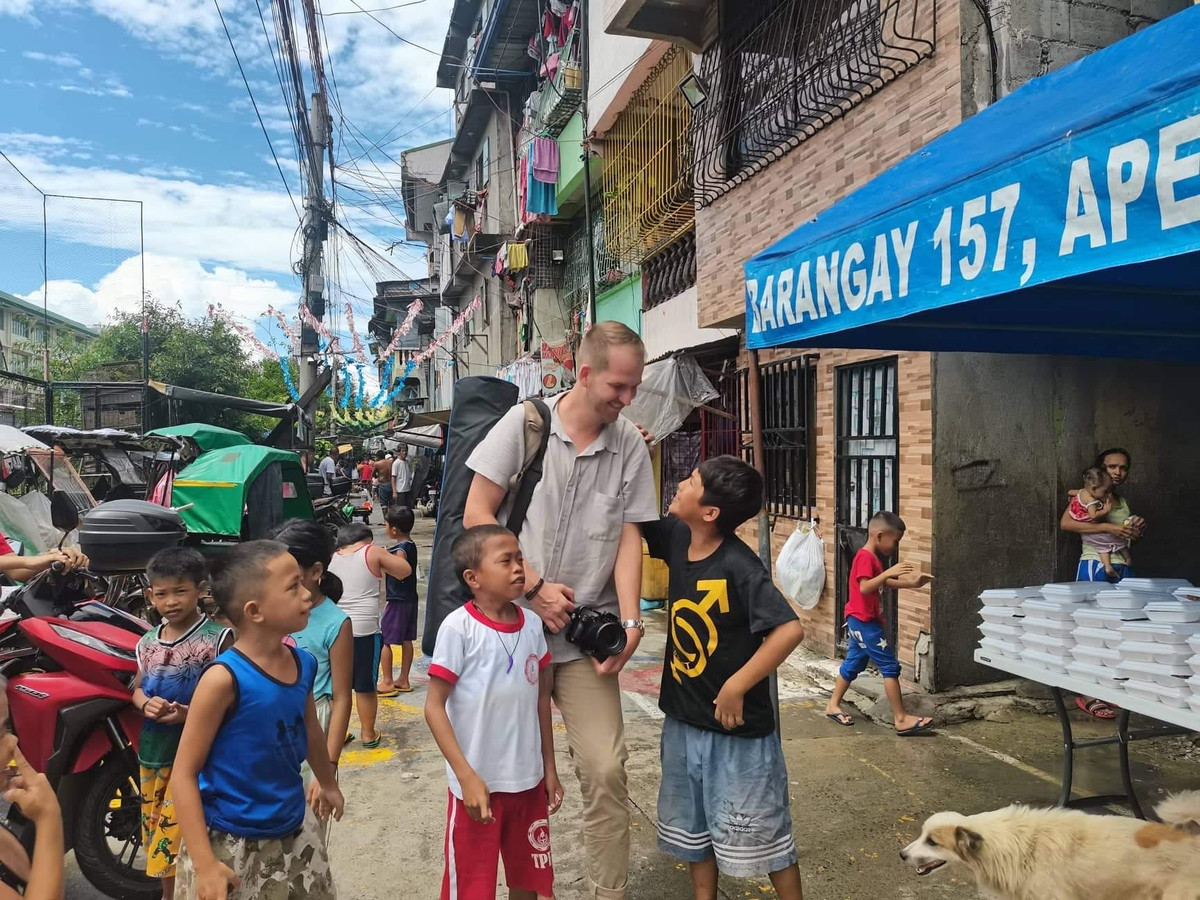 Van Tilburg naar Thailand: de nieuwe RTL-correspondent Thom ...