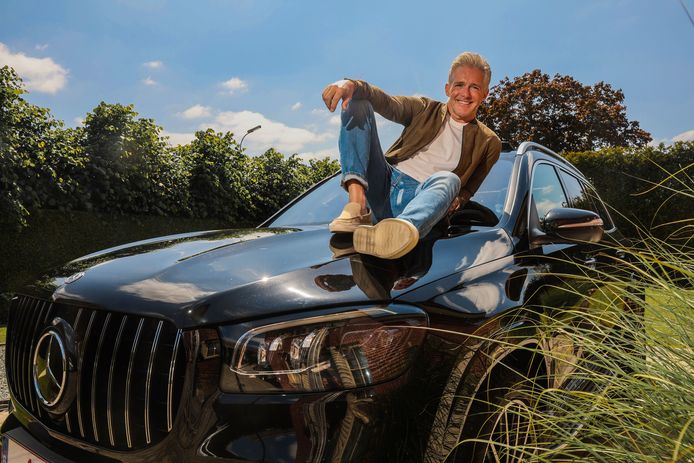 Schlagerkoning Christoff getuigt over criminaliteit in z’n geliefde ...