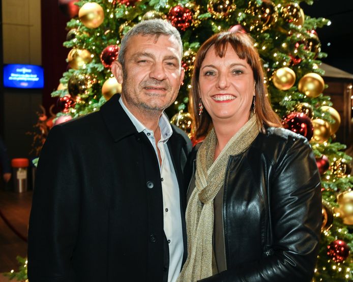 IN BEELD. BV's in kerstsfeer op première musical ‘Scrooge’ | Showbizz ...