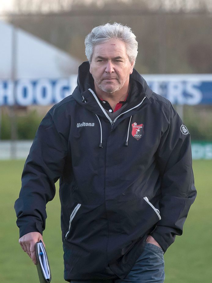 Peter Klomp kan op zoek naar zijn eigen opvolger | Regiosport Den Haag ...