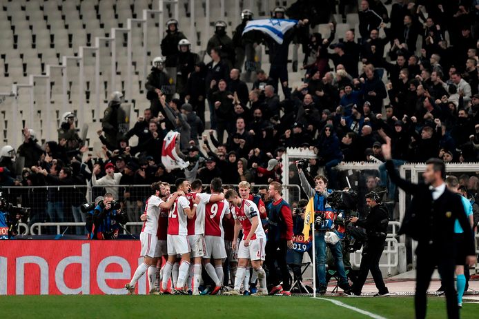 Hoogdag voor Ajax: Amsterdammers plaatsen zich voor het eerst in ... Hoogdag voor Ajax: Amsterdammers plaatsen zich voor het eerst in ...