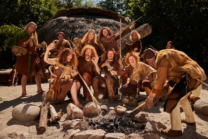 Welkom in de Prehistorie: ‘Geschiedenis met een vleugje Monty Python ...