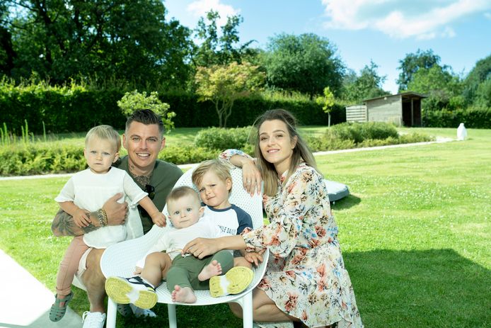 Ex-‘Temptation Island’-deelnemer Tim De Pril geniet van het stabiele ...