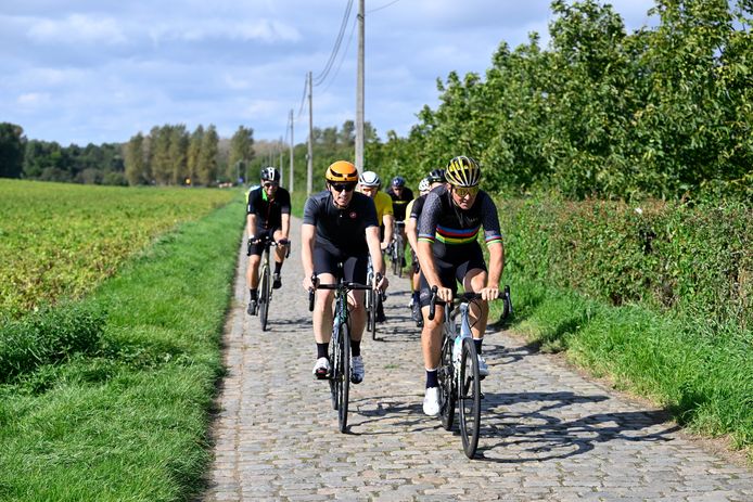 Parcours voor EK wielrennen 2024 in Hasselt bekend: “Geen meter vlak op ...