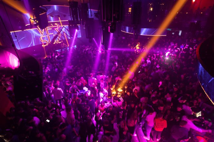 Versuz verkoopt speciaal voor 20ste verjaardag jaarabonnement voor 39 ...