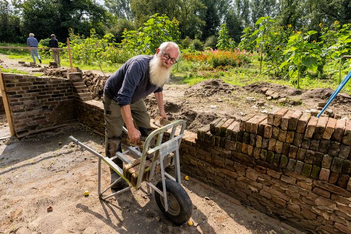 De Scheve Schup kijkt reikhalzend uit naar nieuwe kassen: ‘Voor tomaten ...