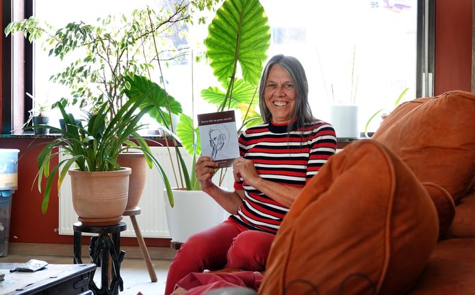 Riane brengt met ‘Kleine blik op grote wereld’ een tweede dichtbundel ...