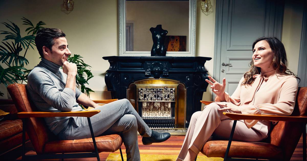 VIDEO. Experts in de liefde: Chloé De Bie en Wim Slabbinck voor NINA ...