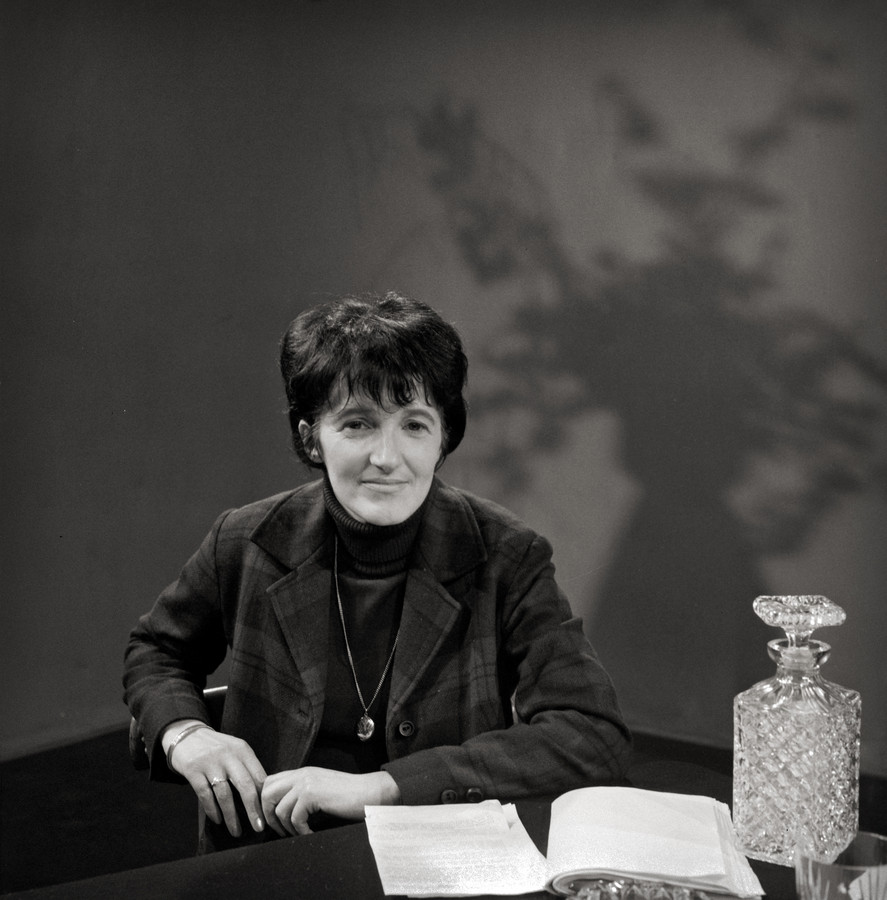 De sterren die ons dit jaar ontvielen: van Jerry Springer tot Tina ...