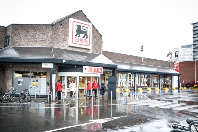 ‘Delhaize-conflict’ bereikt nu ook Gentse gemeenteraad: “We leven hier ...