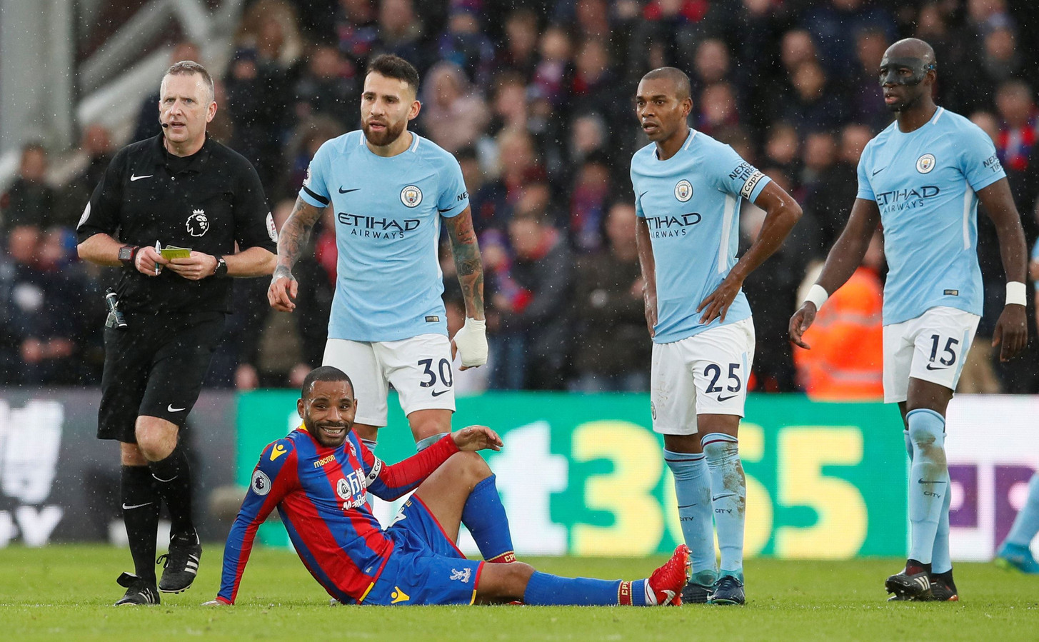 Spelers Crystal Palace scheuren kruisband na tackles op De Bruyne ...