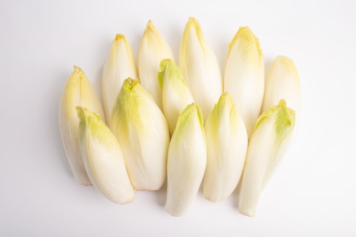 “Witloof stomen of koken is de beste manier om de smaak te verpesten ...