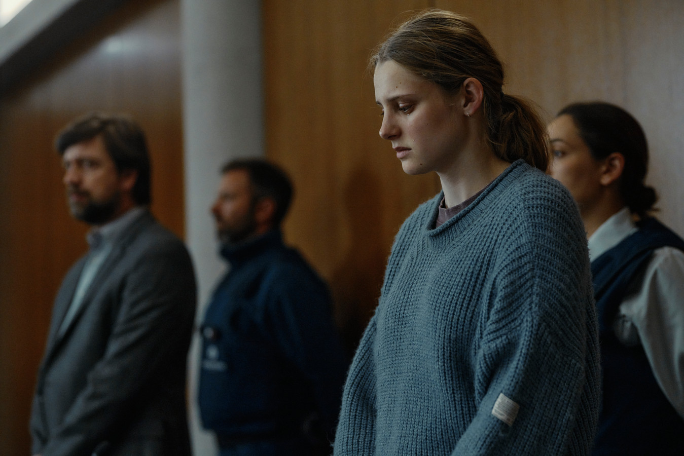 Lou Miller, dochter van An Miller en Filip Peeters, schittert in ‘De ...