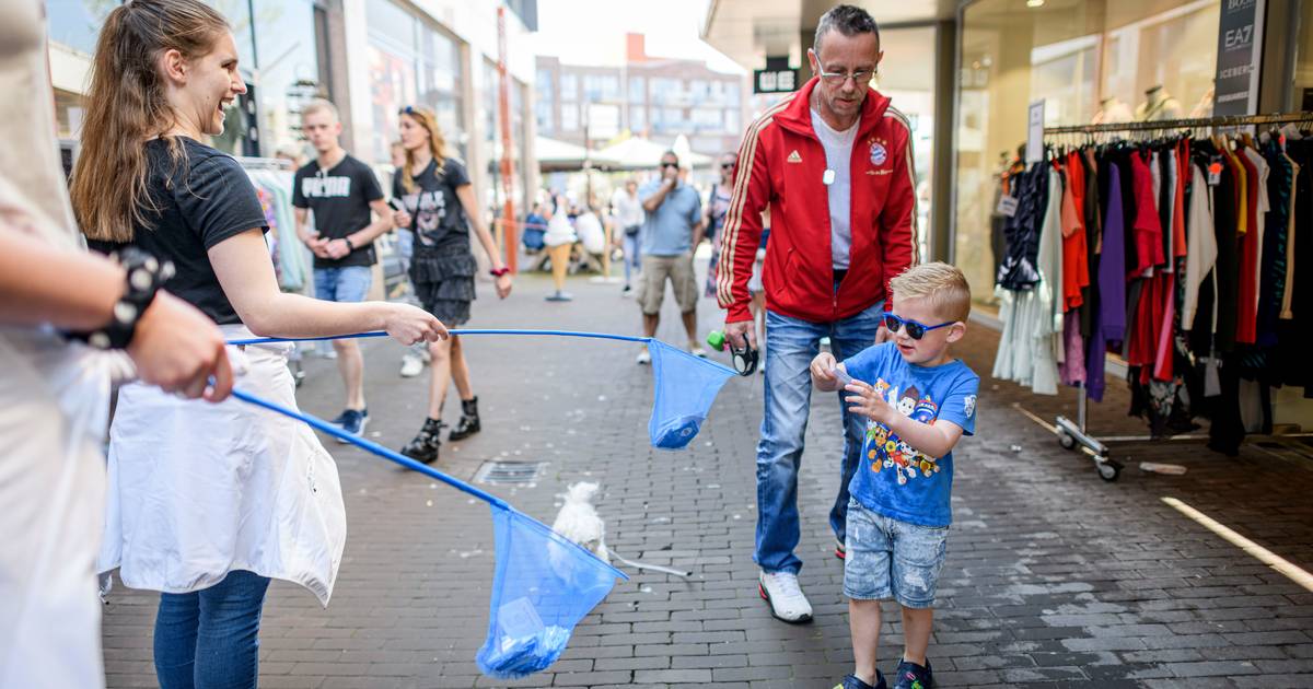 Mooi weer en ‘Almelo loves you’: Het is weer gezellig druk in de ...