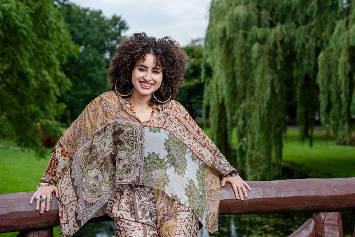 Oumaima in de VS: ‘Ik moet niet Rotterdam zeggen, maar ‘a city close to ...