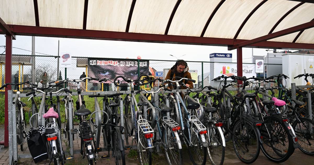 Twee vaste bewakingscamera’s geïnstalleerd aan station Wezemaal ...