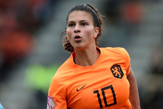 Danique Noordman staat ineens tussen de sterren van Oranje: ‘Nog niet ...