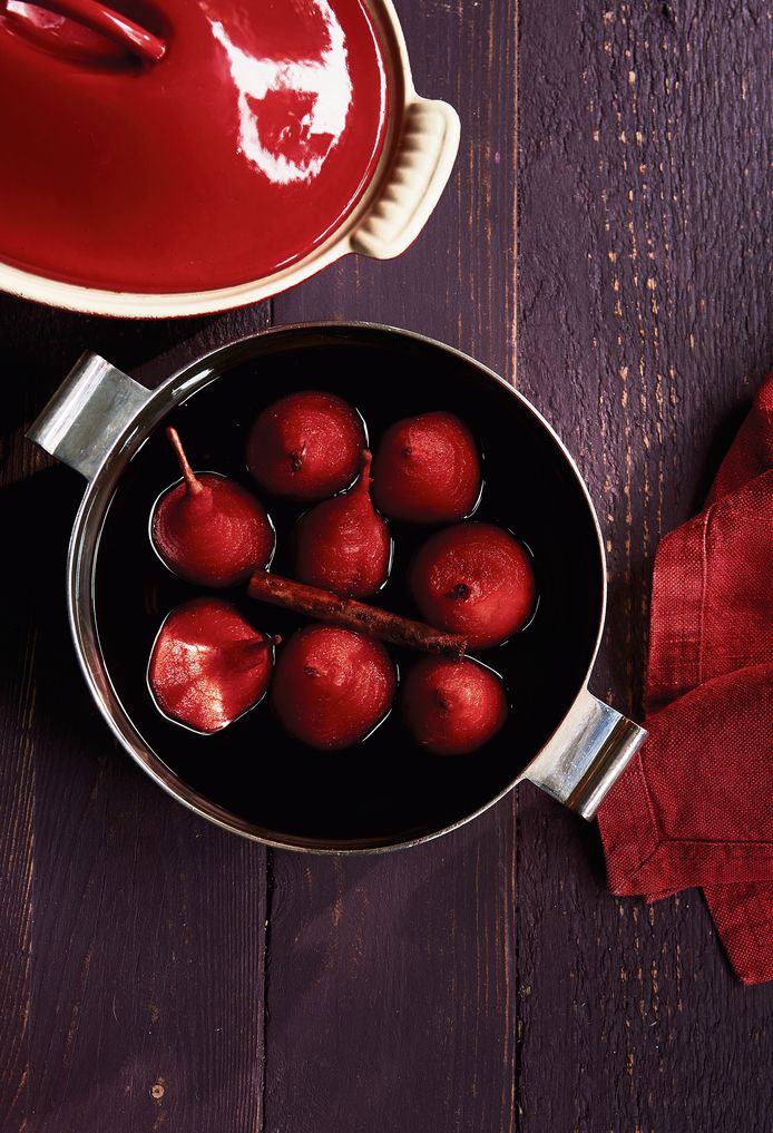 Zo maak je stoofpeertjes het lekkerst: 'Je kunt ze ook met witte wijn ...