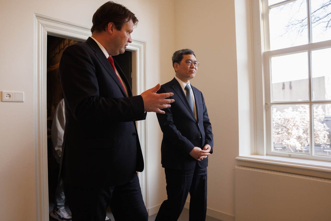 ‘Nederland verspreidt nepnieuws over Oeigoeren’, vindt Chinese ...