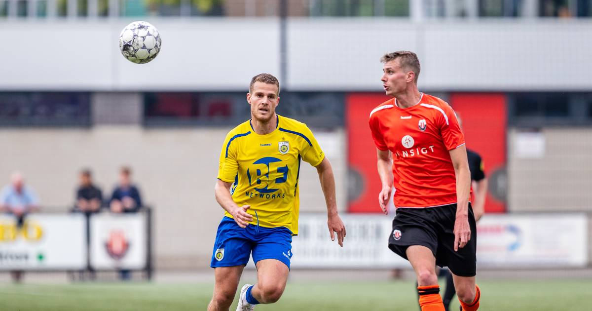 Om met zijn vrienden te voetballen, doet Kevin Quint (24) liefst vier ...