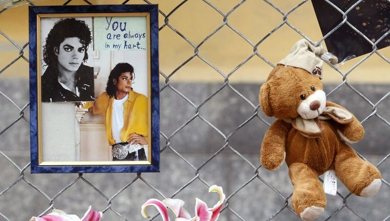 Mysteries rond plotselinge dood Michael Jackson | Het Parool