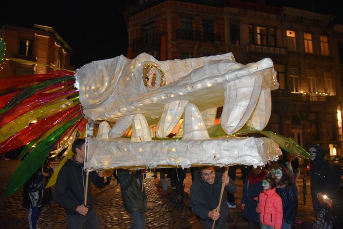 IN BEELD. Día de Muertos verlicht Brusselse Marollenwijk | Brussel | hln.be