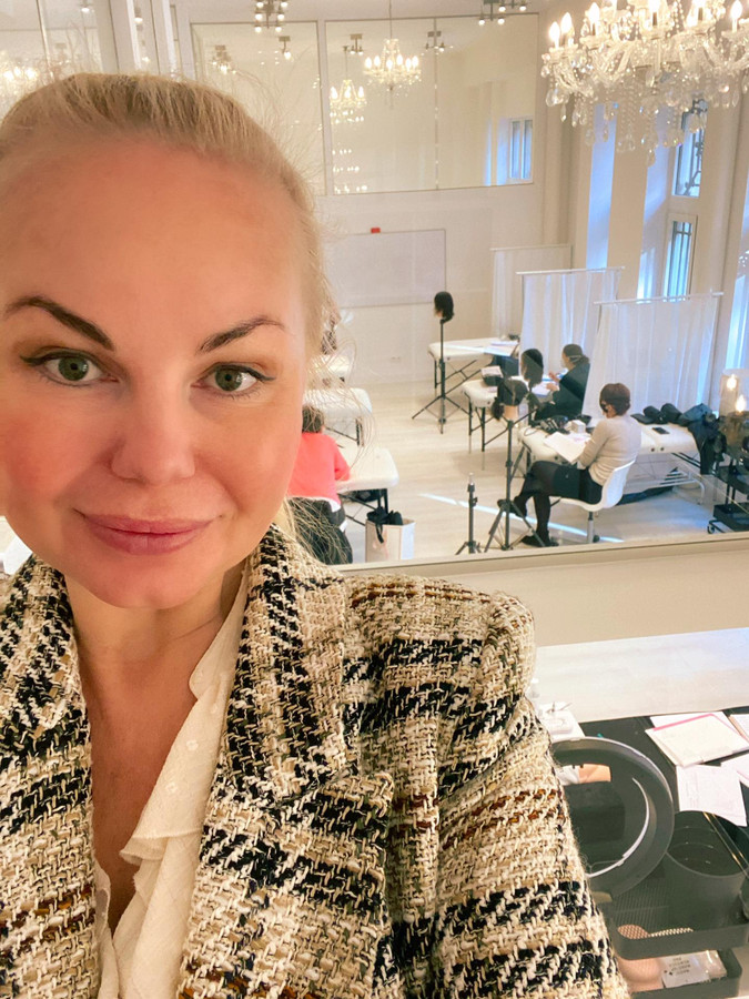 BV MET CONGÉ. Lesley-Ann Poppe heeft geen vakantiegevoel: “Met een baby ...