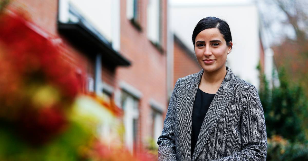 Halima (25) solliciteerde ook als Tessa en kreeg toen wél een kans: dit ...