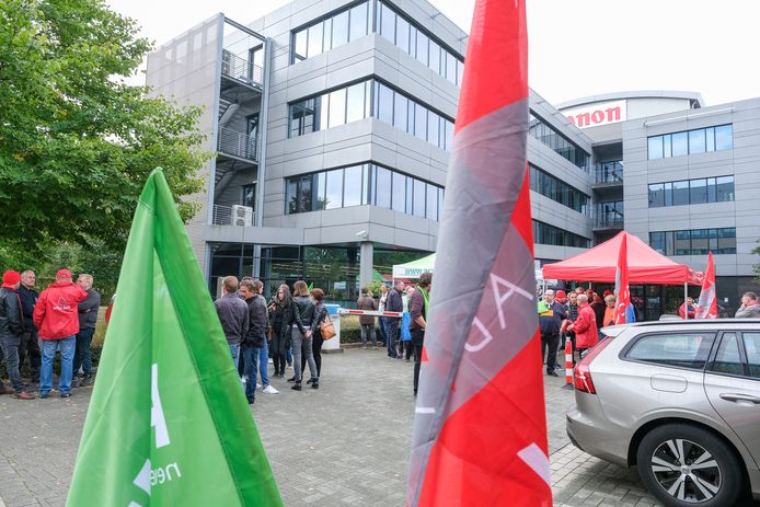 75-tal werknemers Canon voert actie voor hoofdzetel in Diegem ...