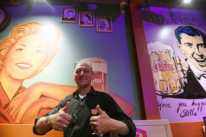 Tournée Générale: Karim Benjelloun van café Plaza: “Deze 8ste mei was ...