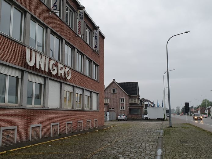 141 mensen op straat nu Unigro na 75 jaar de deuren sluit in Sint ...