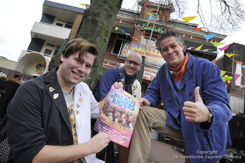 'Vroeger was alles anders-bal' bij Oldenzaalse Blaanke Boeskeulkes ...