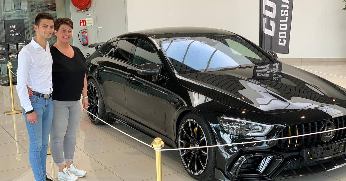Sportwagen Brabus 800, waarvan er wereldwijd maar vijf (!) zijn, in ...