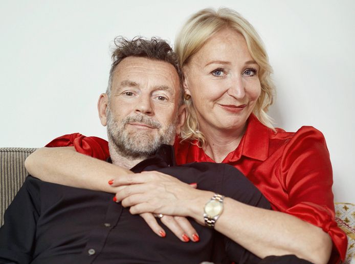 Kluun is getrouwd met relatiecoach Anne de Jong: ‘Ik vind het ...