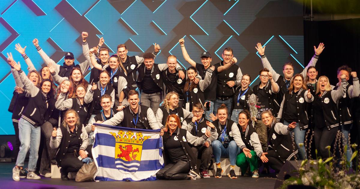 Scalda-studente Fleur krijgt hand van koning Willem-Alexander: ‘Die was ...