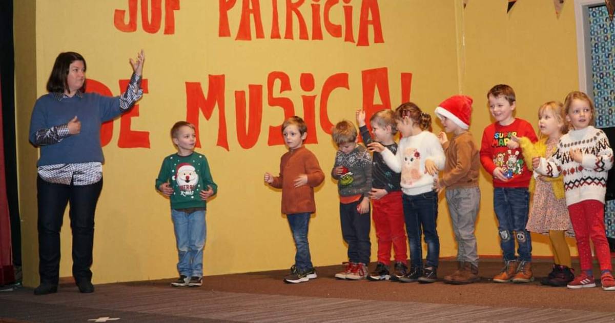 Juf Patricia krijgt musical als afscheid | Sint-Lievens-Houtem | hln.be