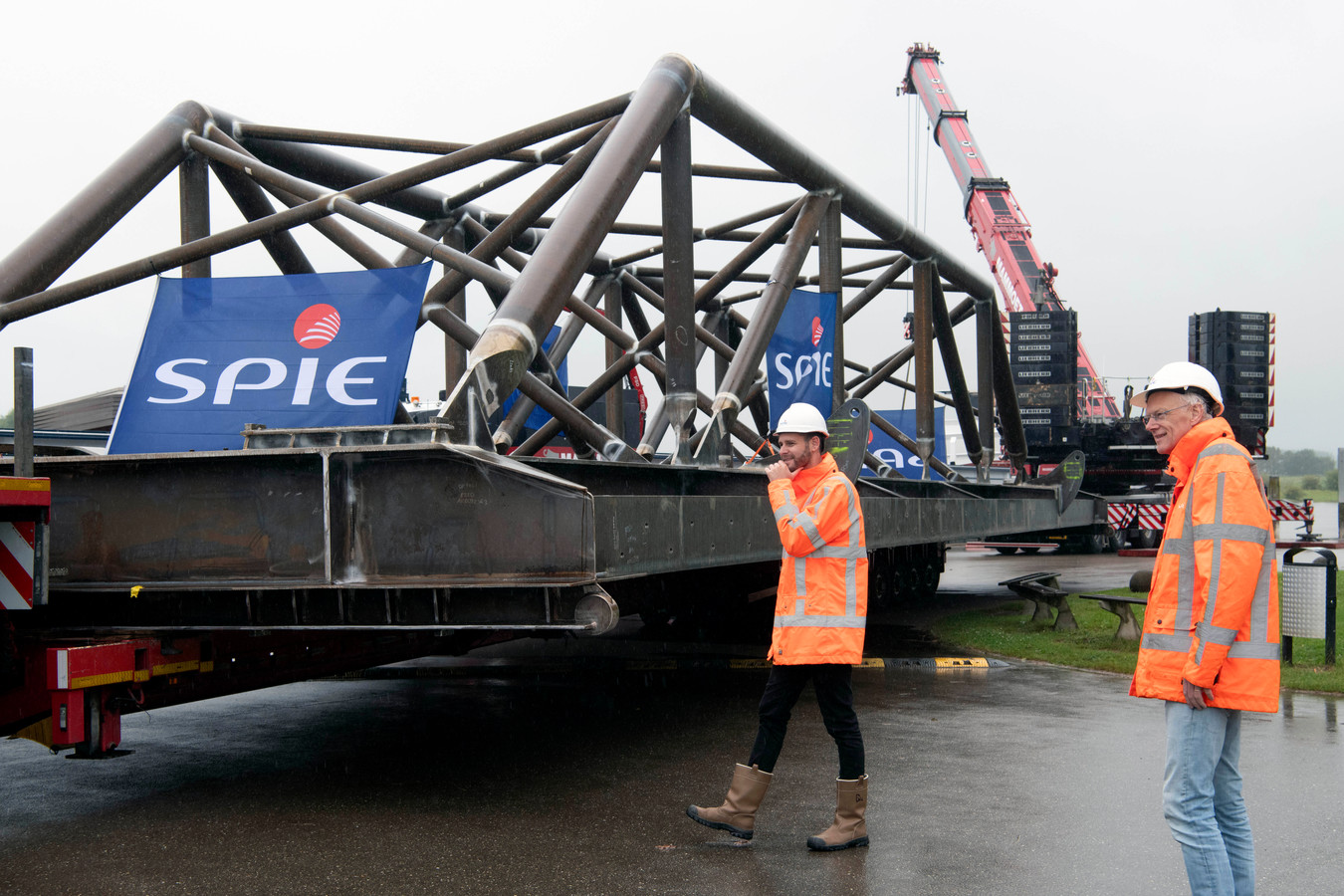 Sluisdeur van 100.000 kilo staal en 30 meter lang: spectaculair ...