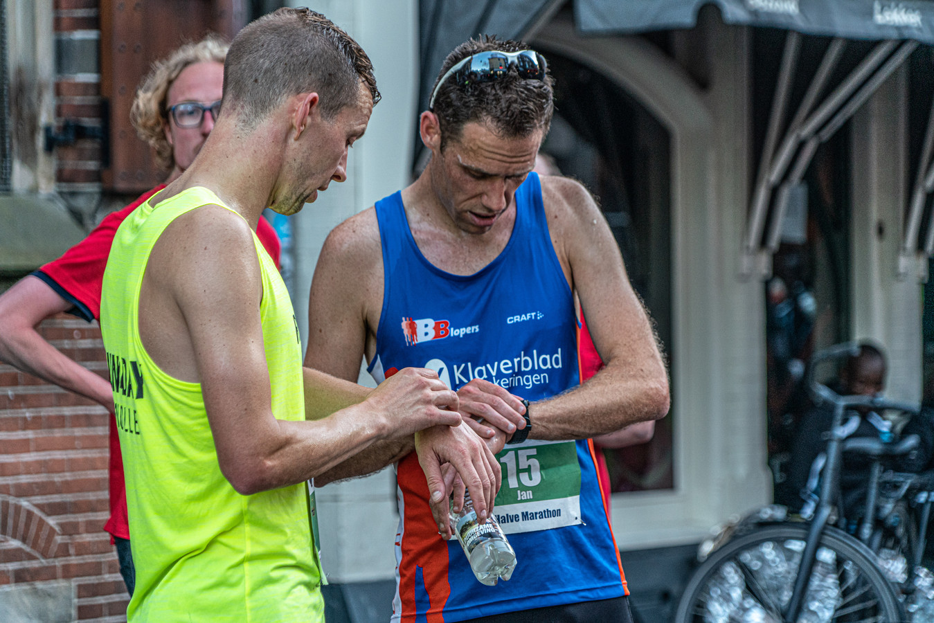 Zwolle geniet van haar Halve Marathon, maar de echte toptijden blijven ...