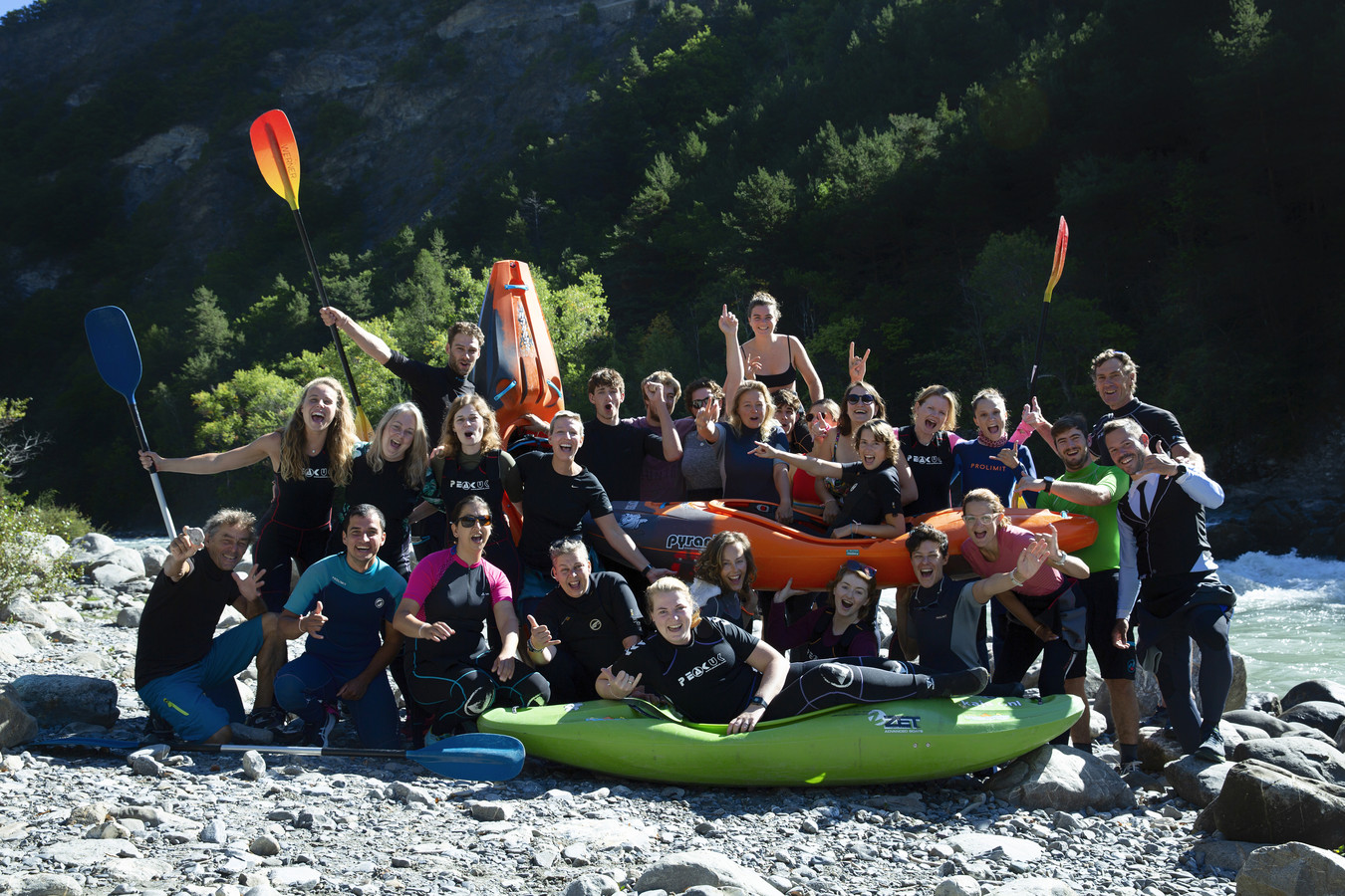 Bijna twee jaar nadat Elise (31) hoort dat ze kanker heeft, doet ze mee ...