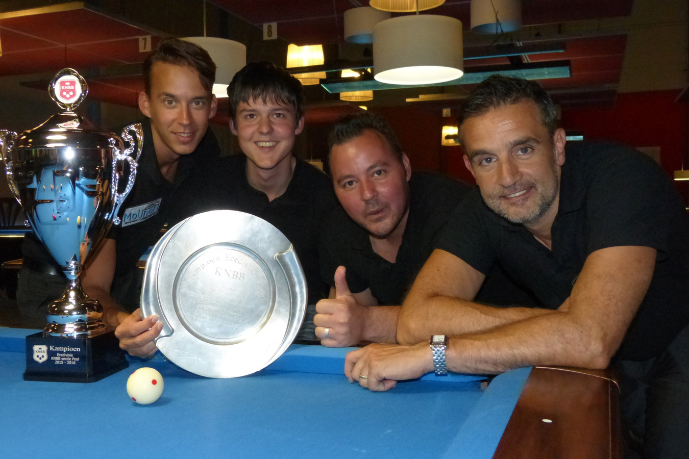 Stance op de valreep Nederlands kampioen poolbiljart in Deurne | Foto ...